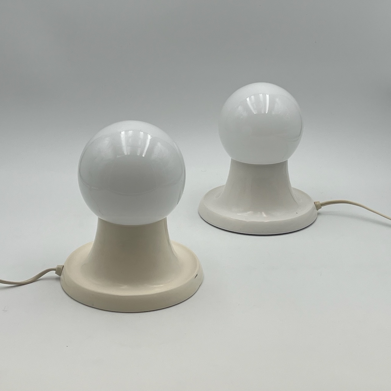 Natavintage - Retro Sixties Lighting: Diverse and Artistic 60s Lamp Designs