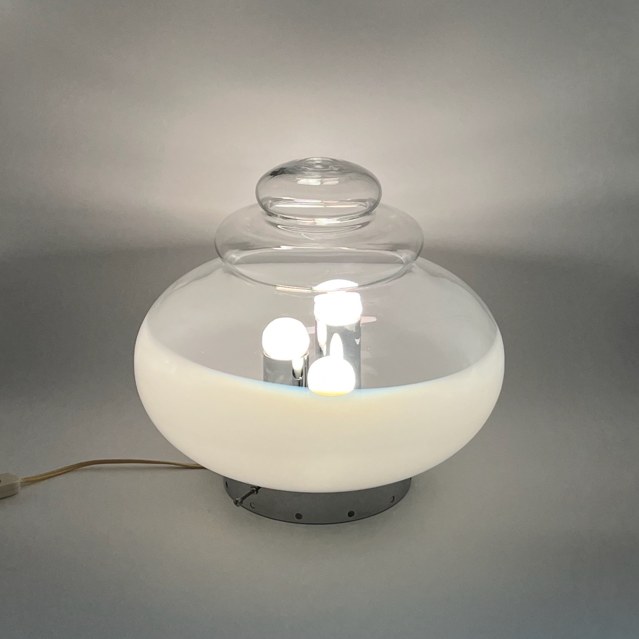 Natavintage - Beautiful UFO Space Age Lamp Italy, 70s