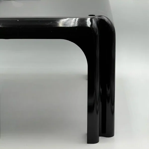 Space age design table Elena by Vico Magistretti 1970s