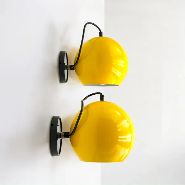 Radiant 70s Wall Lamps – Vintage Italian Design Gems as New ...